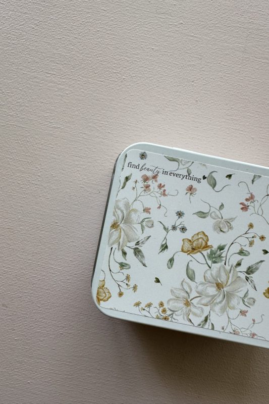 gift tag tin | Miss Milly